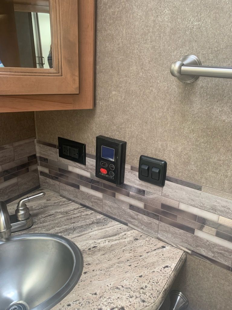 2019 Thor Motor Coach Quantum WS31 - National Vehicle