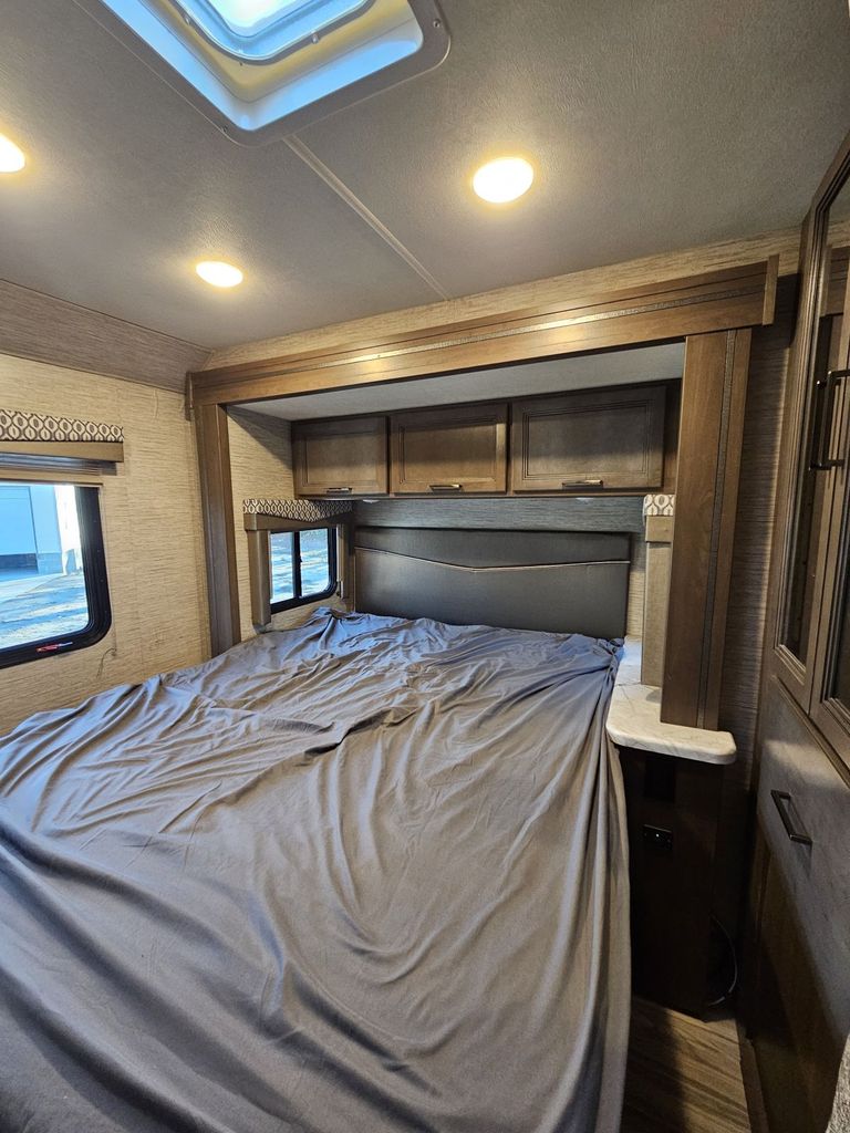 2021 Thor Motor Coach Freedom Elite 22FE - National Vehicle