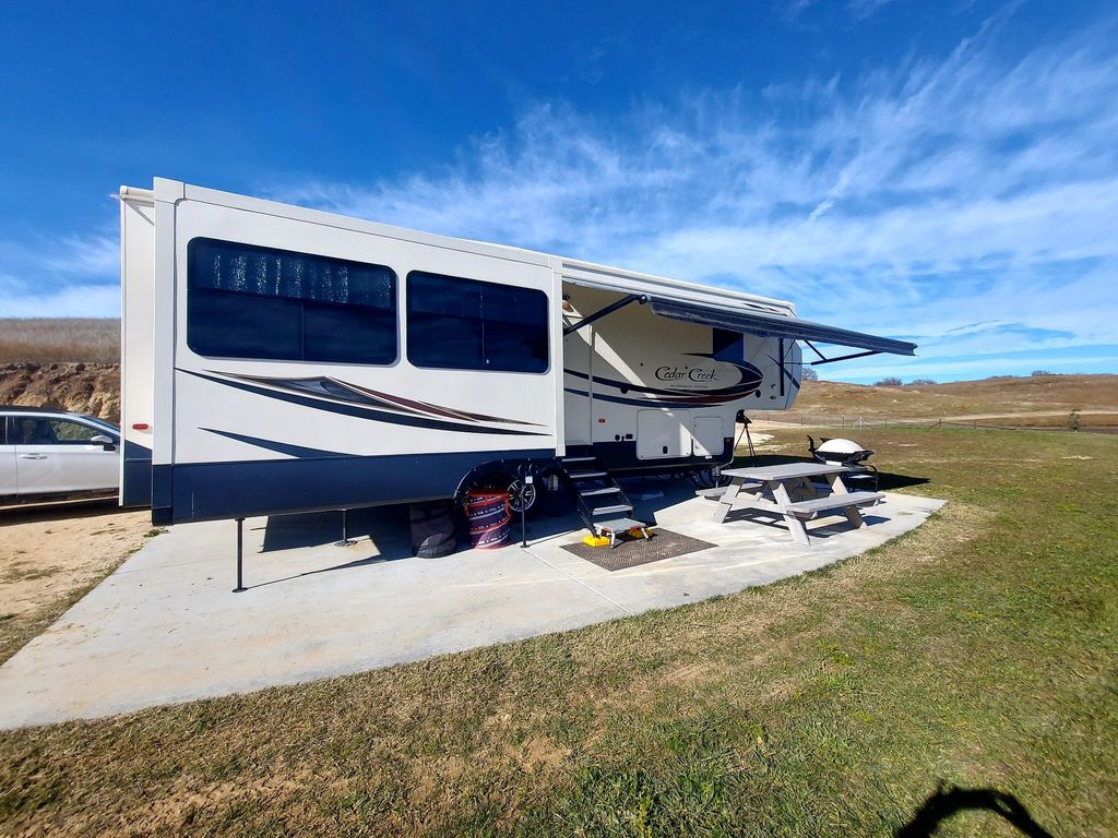 2020 Forest River Cedar Creek Silverback 29RW - National Vehicle
