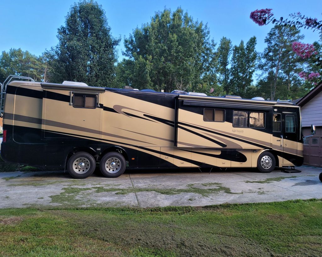 2004 Monaco Dynasty Diamond IV - National Vehicle