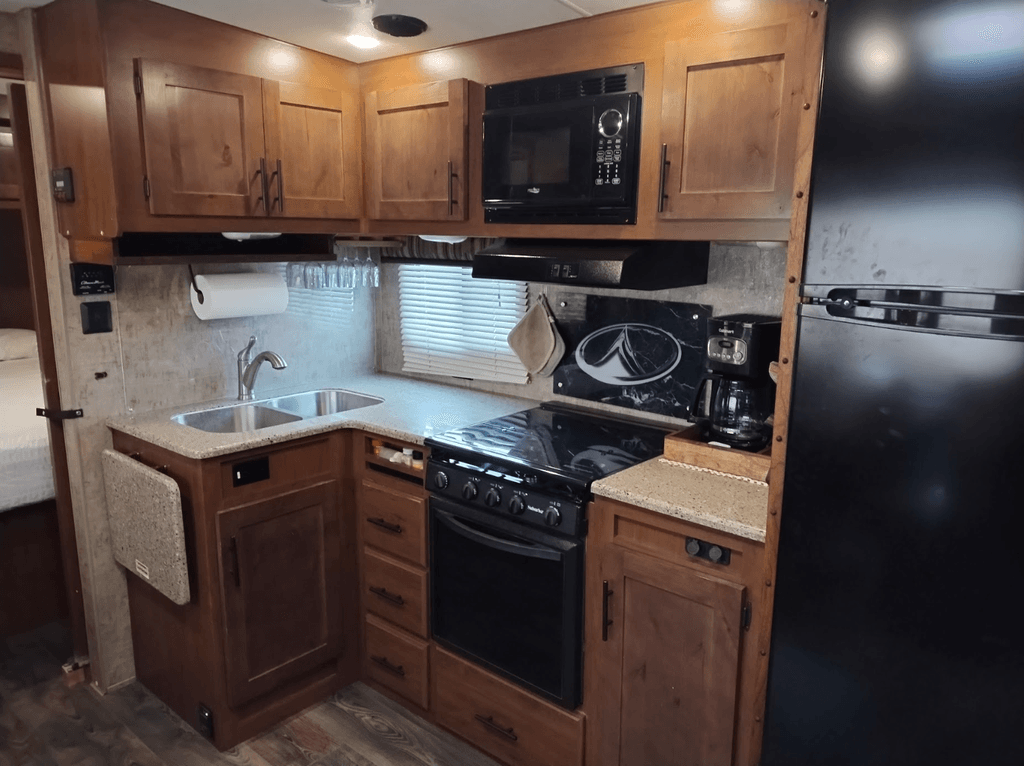 2020 Outdoors RV Timber Ridge 28BKS - National Vehicle
