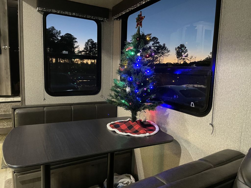 2020 Keystone Sprinter Campfire Edition 32FWBH - National Vehicle