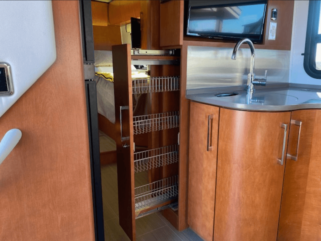 2020 Leisure Travel Van Unity U24TB - National Vehicle