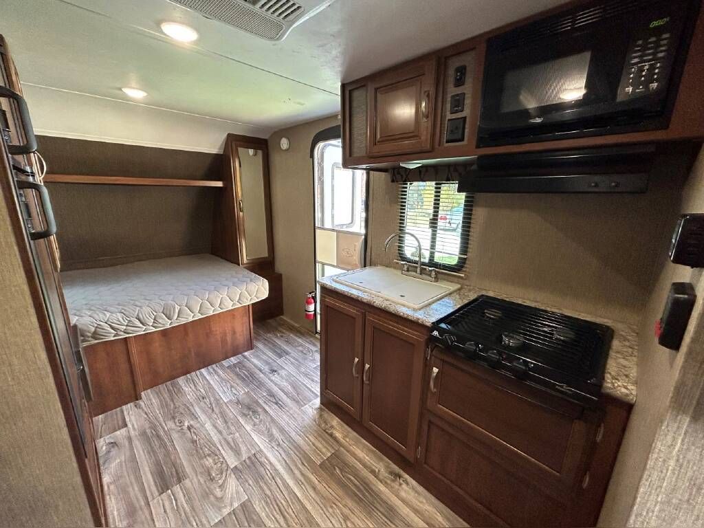 2017 Keystone Passport Ultra Lite Express 153ML - National Vehicle