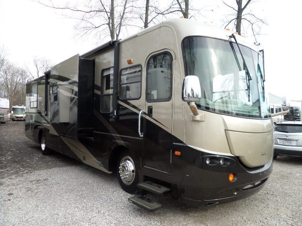 2006 Coachmen Cross Country SE 384TS - National Vehicle