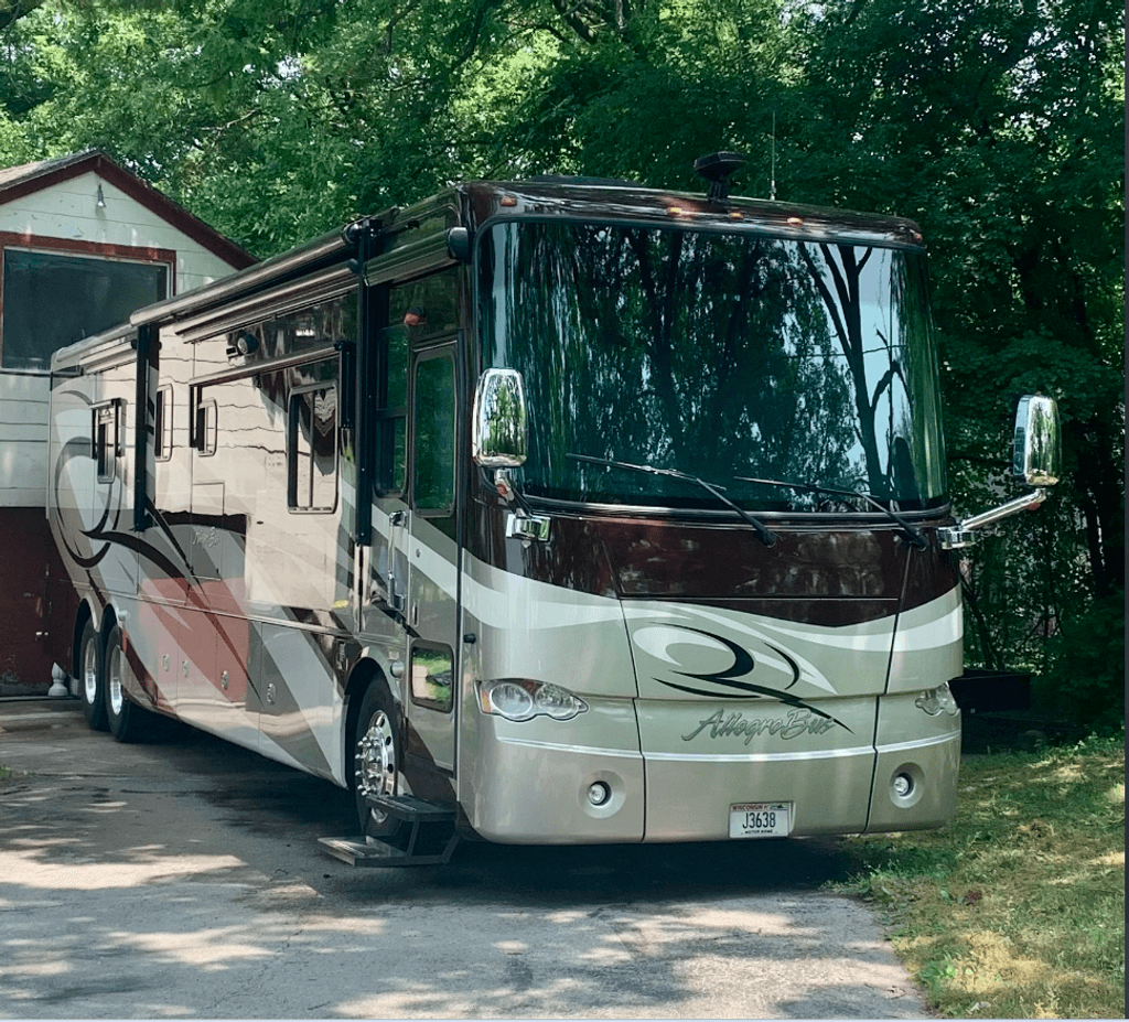 2011 Tiffin Motorhomes Allegro Bus 43QGP - National Vehicle