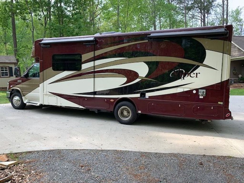 2022 Nexus Viper 27V - National Vehicle