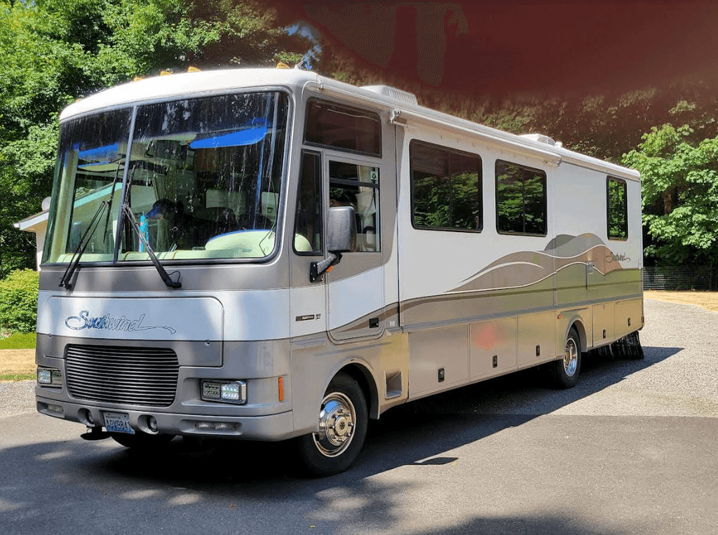 1999 Fleetwood Southwind 32V - National Vehicle