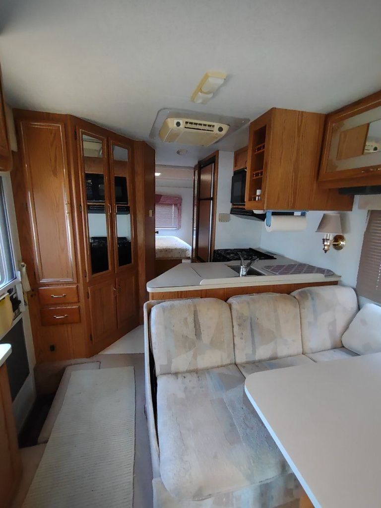 1996 Itasca Sundancer 29U - National Vehicle