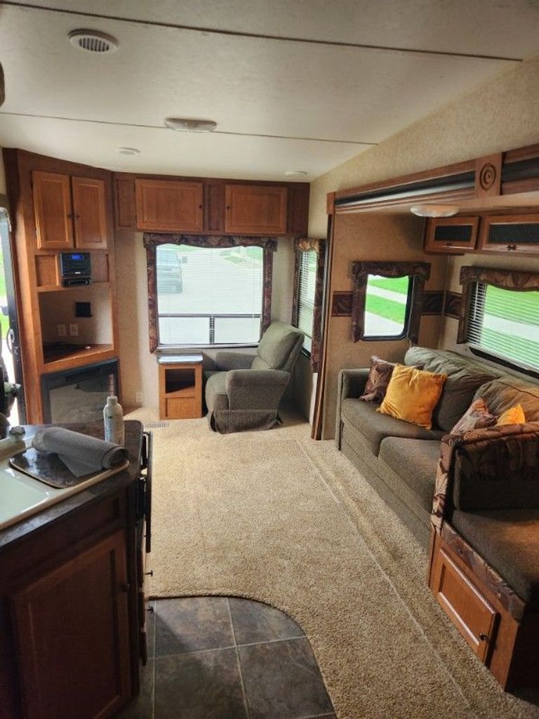 2013 Skyline Nomad Joey Select 286 - National Vehicle