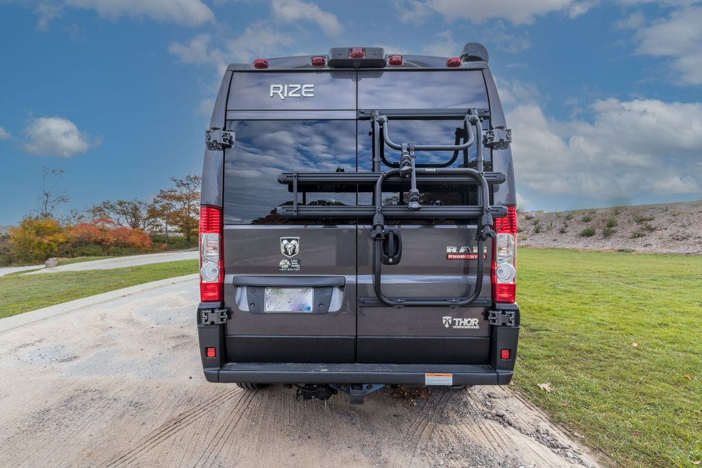 2022 Thor Motor Coach Rize 18M - National Vehicle