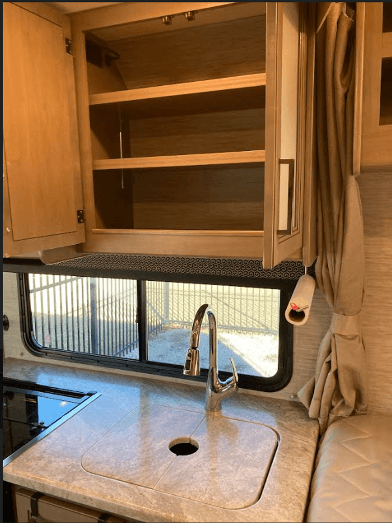 2021 Thor Motor Coach Daybreak 23DB - National Vehicle