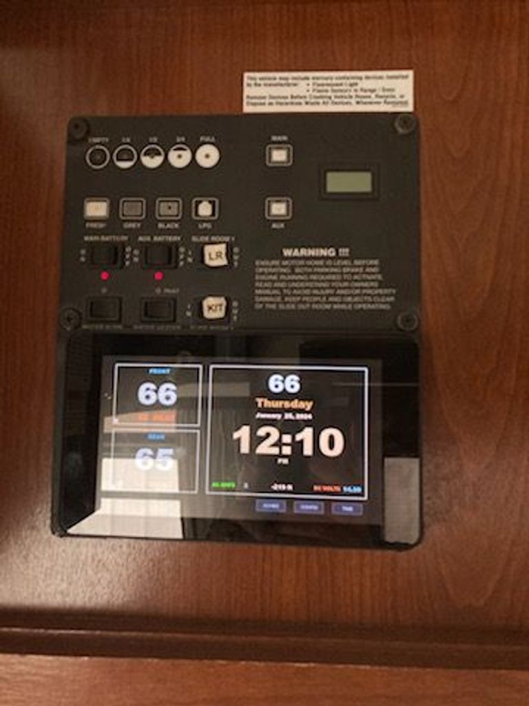 2003 Pace-Arrow Motorhome 36B - National Vehicle