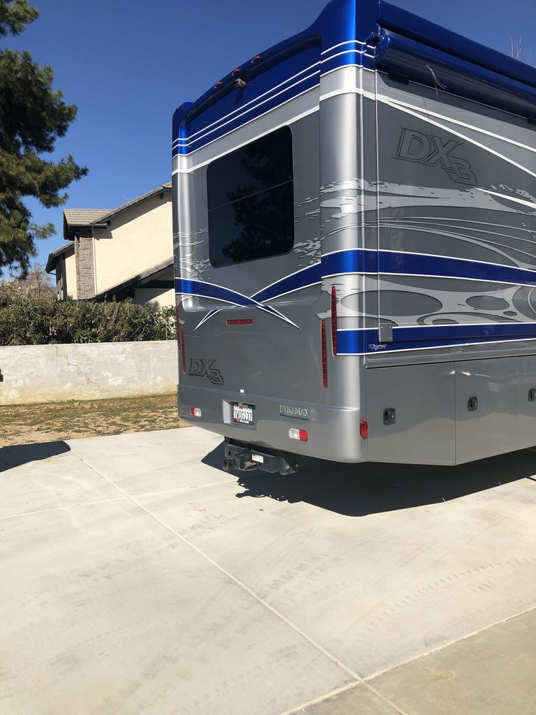 2017 Dynamax DX3 37TS - National Vehicle