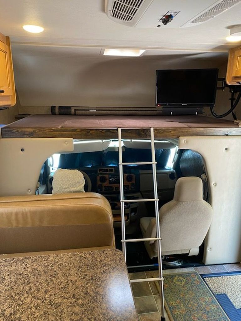 2016 Thor Motor Coach Four Winds 22E - National Vehicle