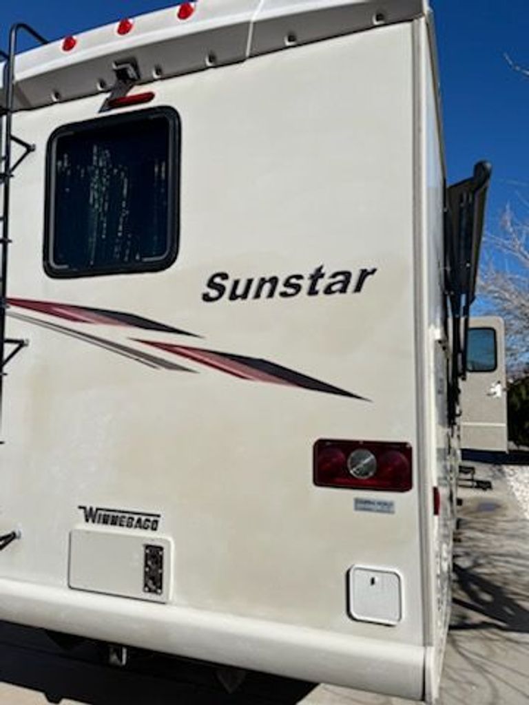 2019 Winnebago Sunstar 29VE - National Vehicle