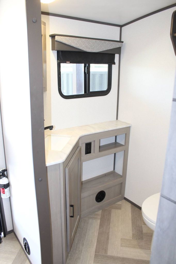 2021 Cruiser RV Twilight Signature 2620 - National Vehicle