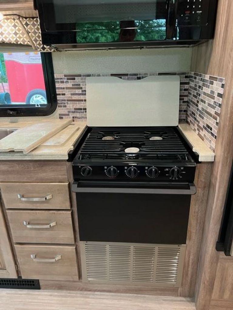2019 Jayco Greyhawk Prestige 29MVP - National Vehicle