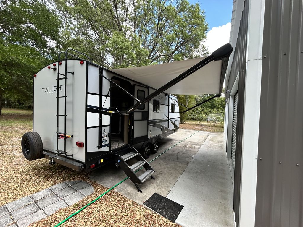 2021 Cruiser RV Twilight Signature 2100 - National Vehicle