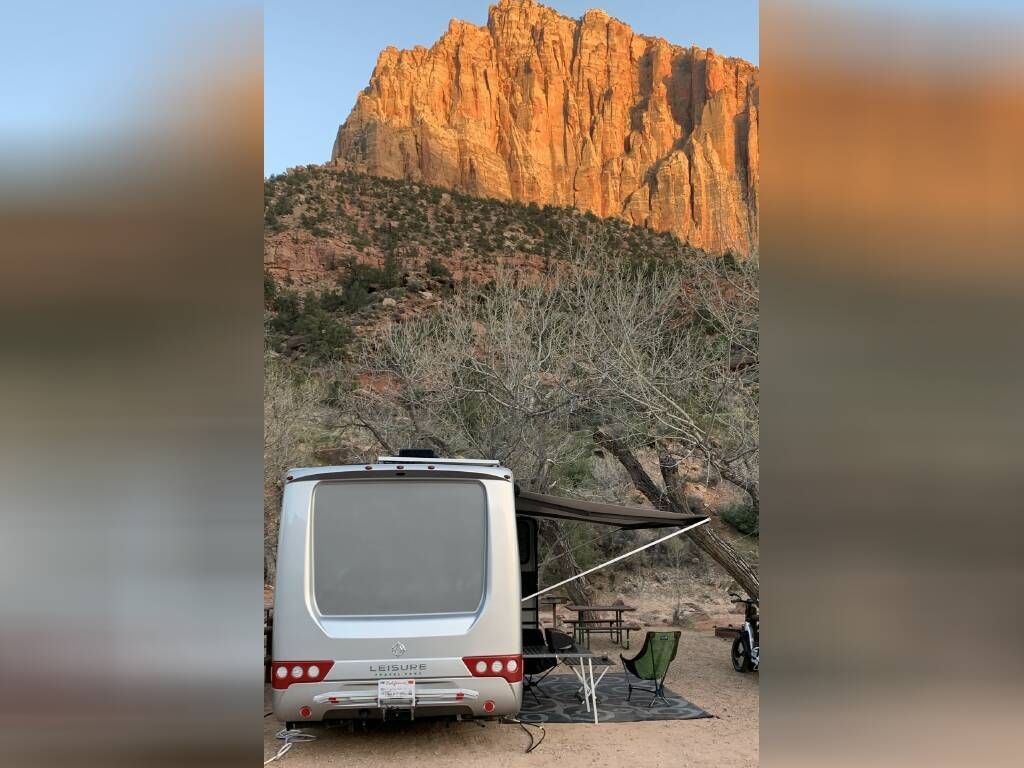 2021 Leisure Travel Van Wonder W24RL - National Vehicle