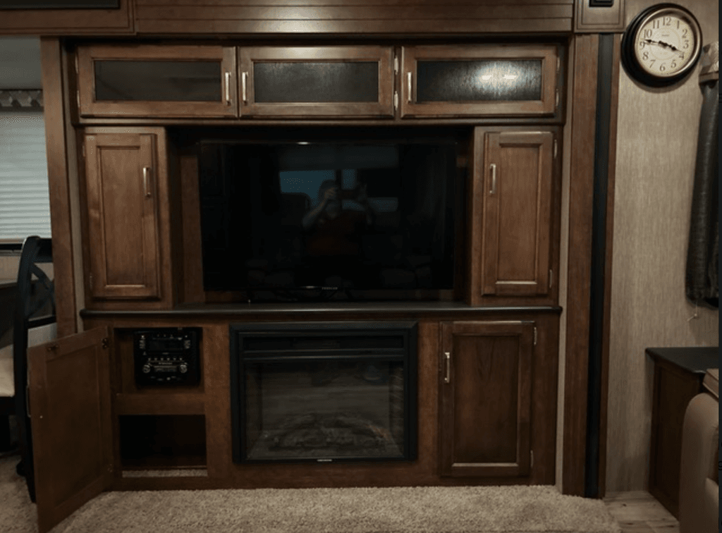 2018 Keystone Outback Super-Lite 330RL - National Vehicle