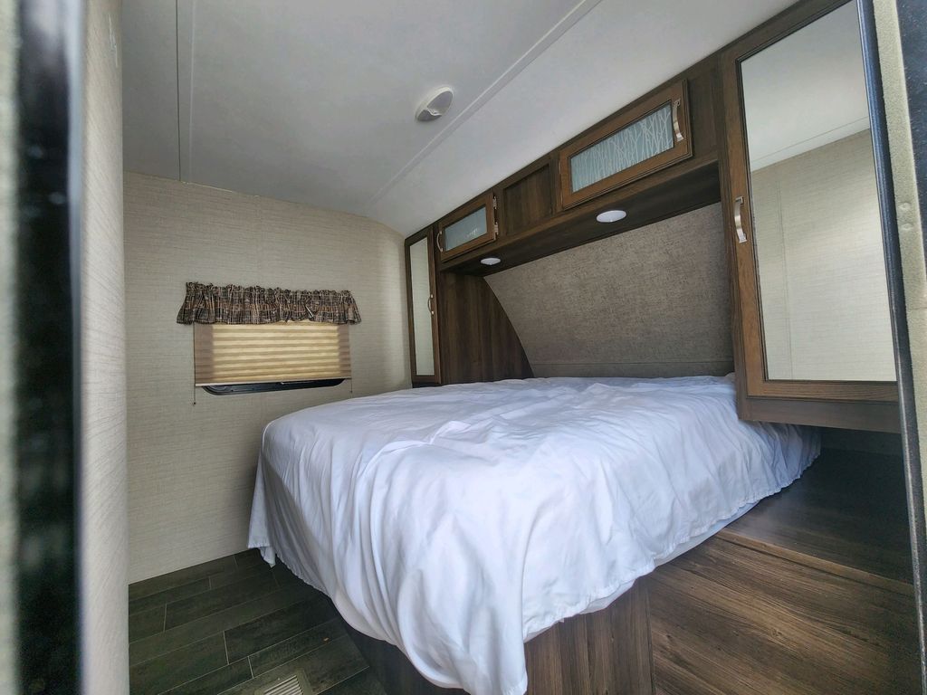 2018 Keystone Bullet Ultra Lite 248RKS - National Vehicle