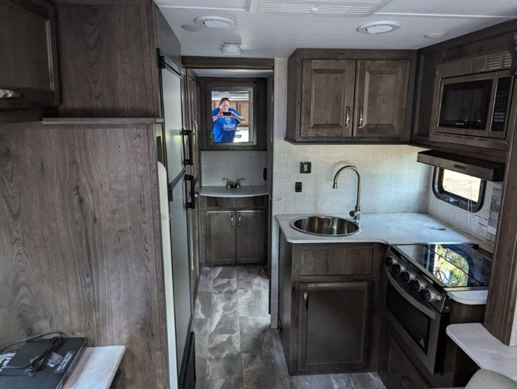 2022 Gulf Stream B Touring 5240 - National Vehicle