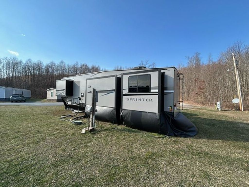 2020 Keystone Sprinter Limited 3531FWDEN - National Vehicle