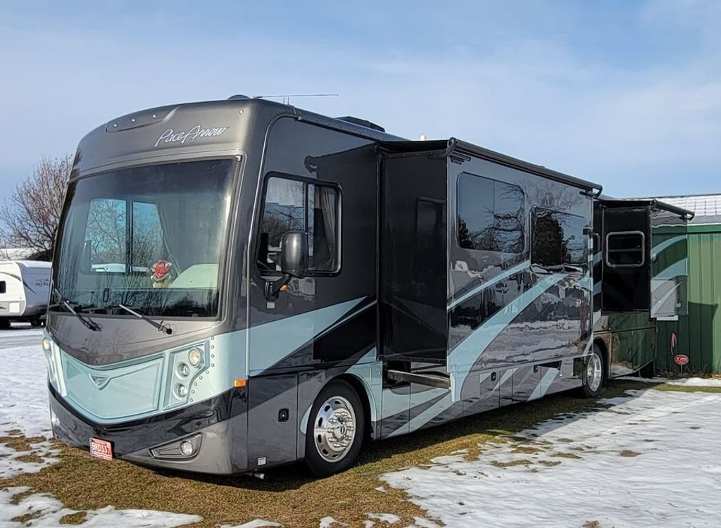 2020 Fleetwood Pace Arrow 35QS - National Vehicle