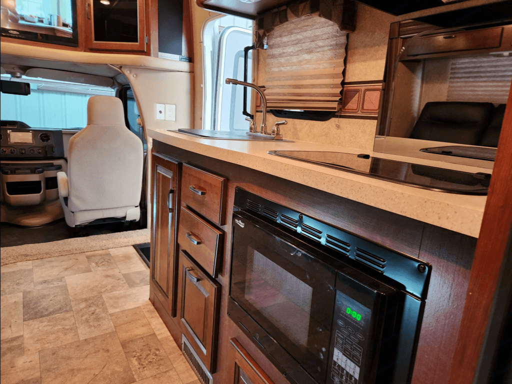 2014 Forest River Lexington Grand Touring 265DS - National Vehicle