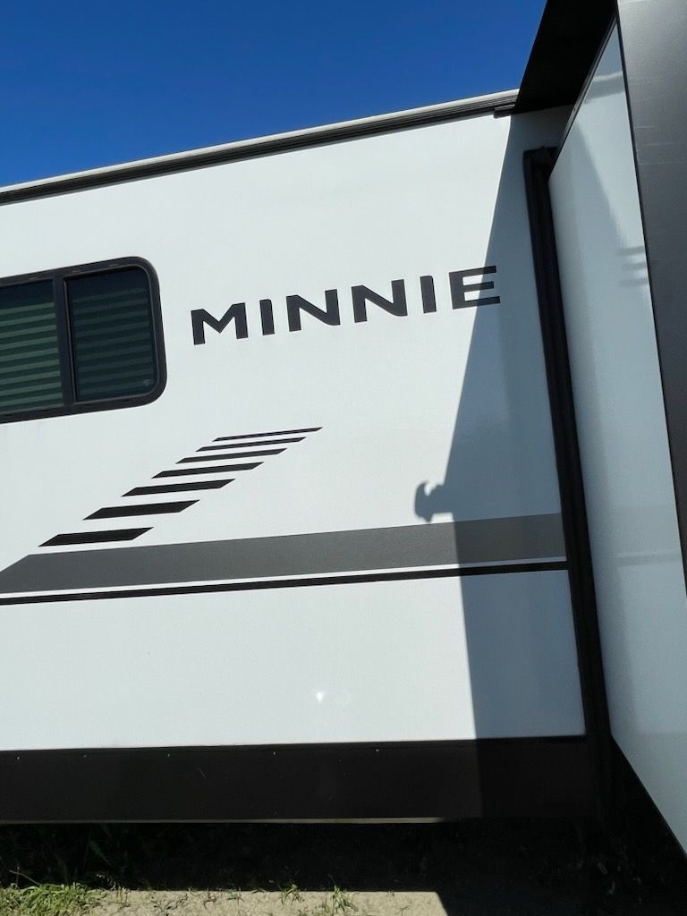 2022 Winnebago Minnie 2529RG - National Vehicle