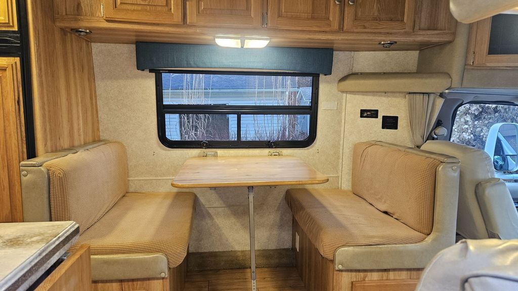 2015 Phoenix Cruiser Motorhome 2350 - National Vehicle