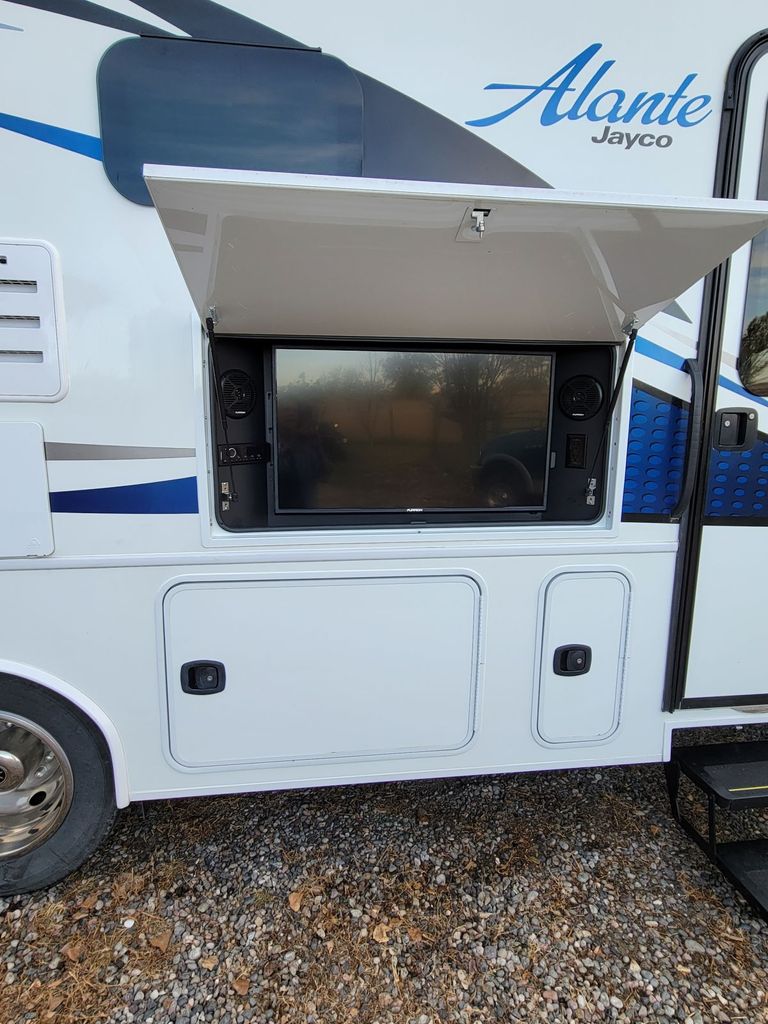 2017 Jayco Alante 26X - National Vehicle