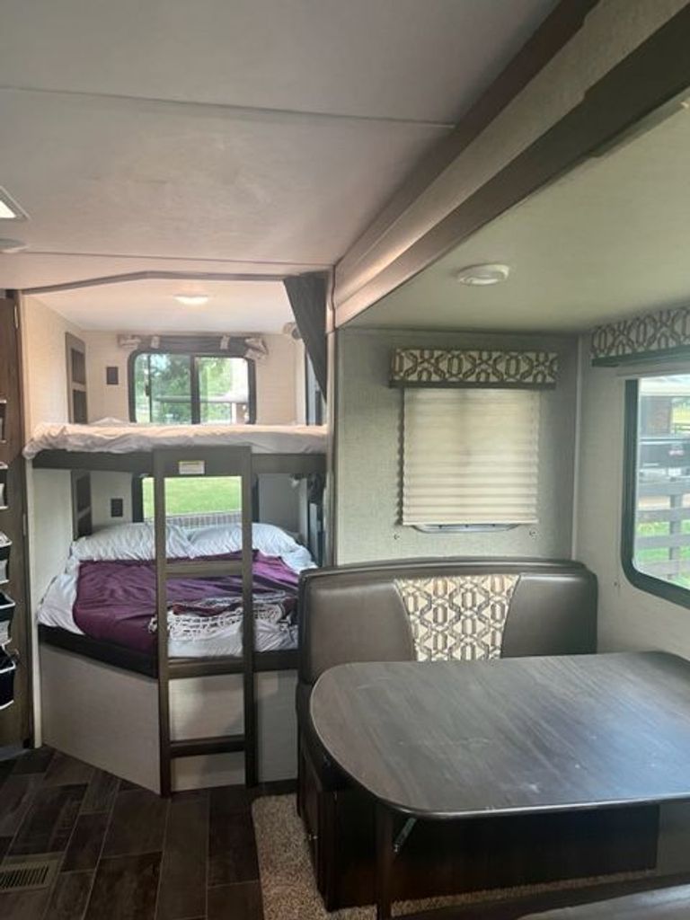 2018 Keystone Bullet Ultra Lite 272BHS - National Vehicle