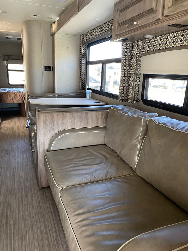 2019 Jayco Greyhawk Prestige 29MVP - National Vehicle