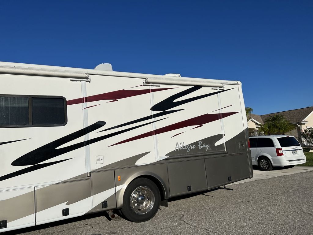 2005 Tiffin Motorhomes Allegro Bay 34XB - National Vehicle