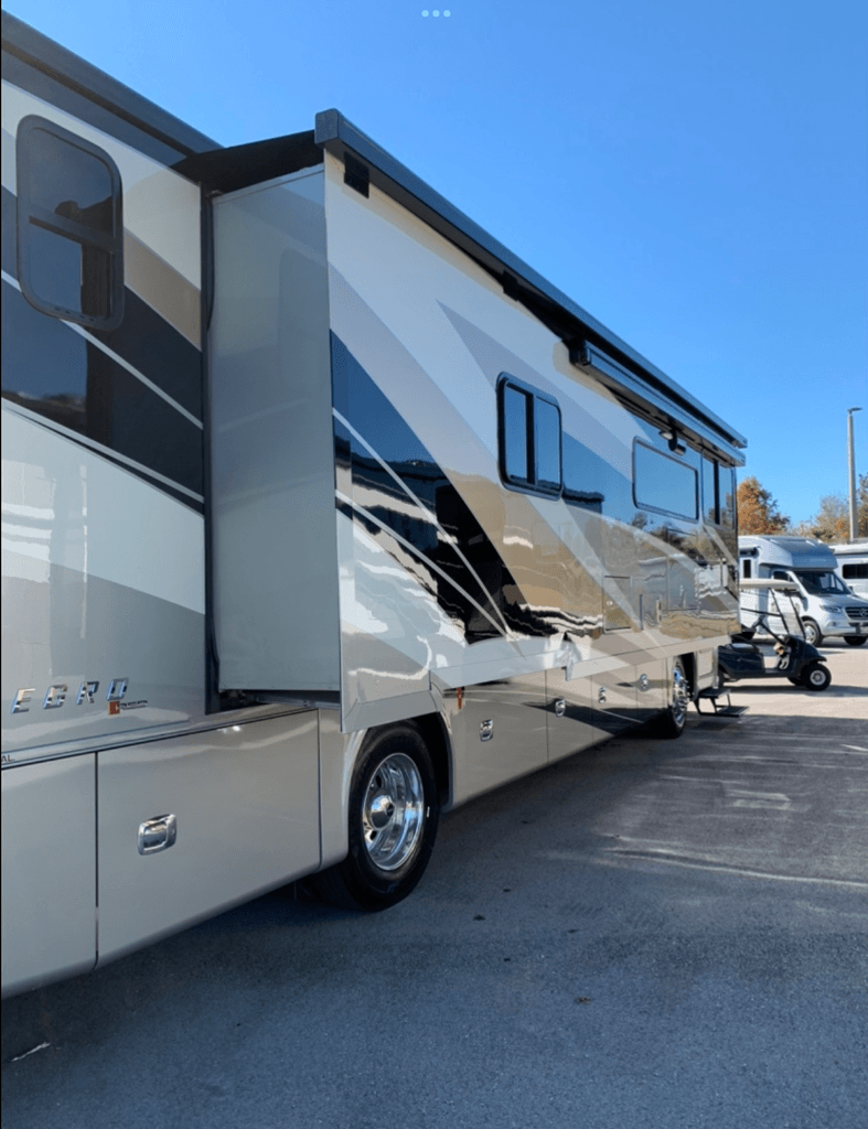 2021 Tiffin Motorhomes Allegro Red 37BA - National Vehicle