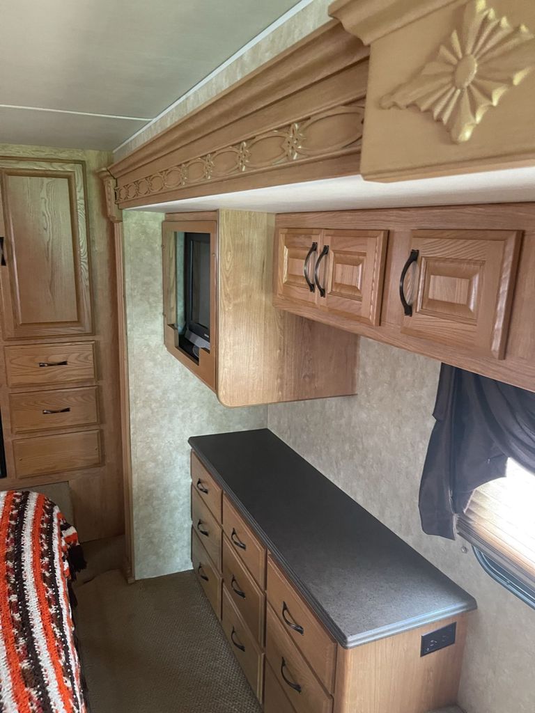 2008 Coachmen Cross Country 383FWS - National Vehicle