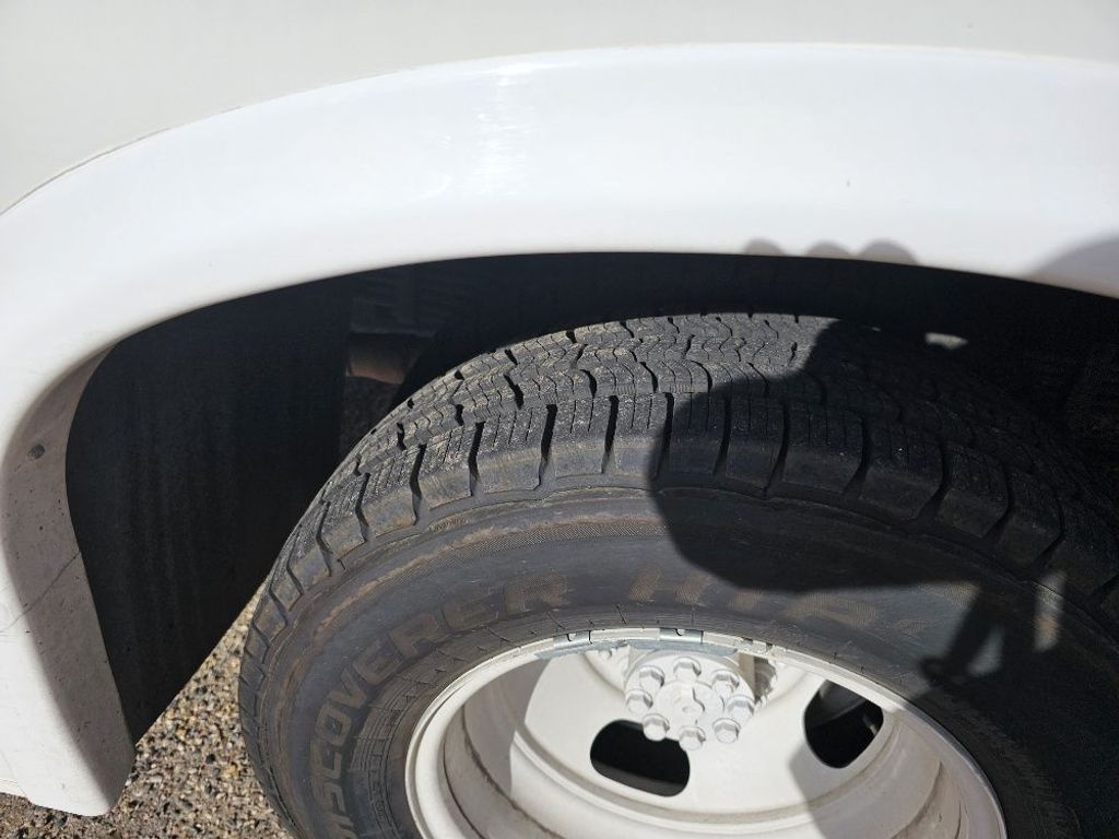 2008 Four Winds 5000 28A - National Vehicle