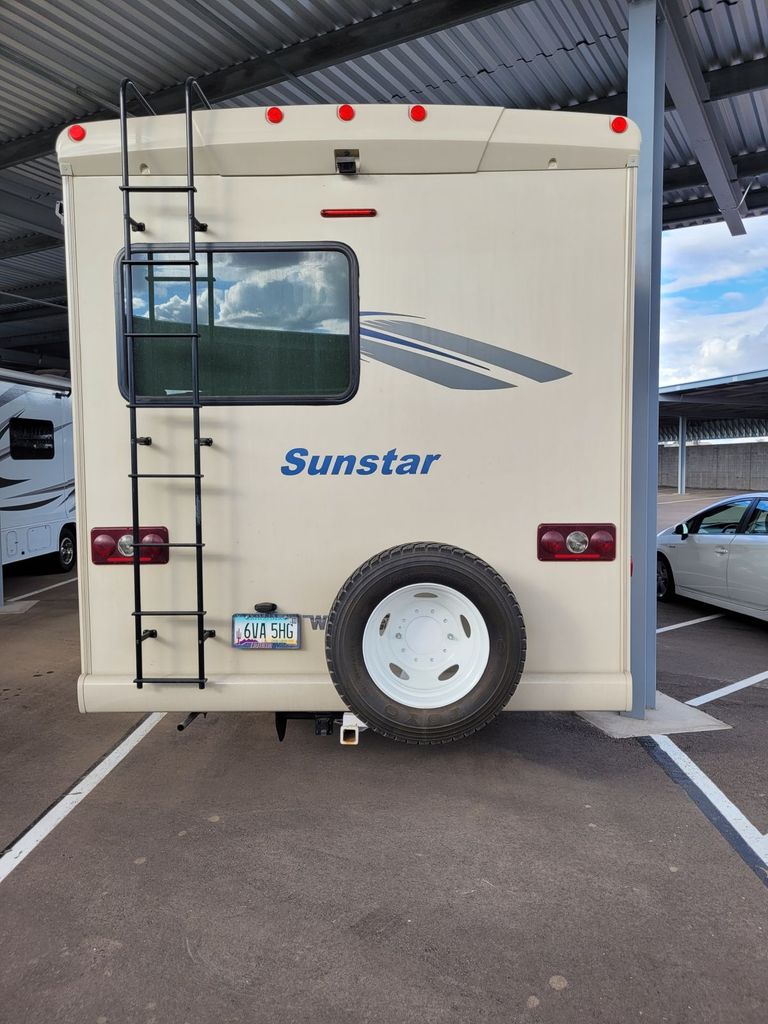 2018 Winnebago Sunstar 27PE - National Vehicle