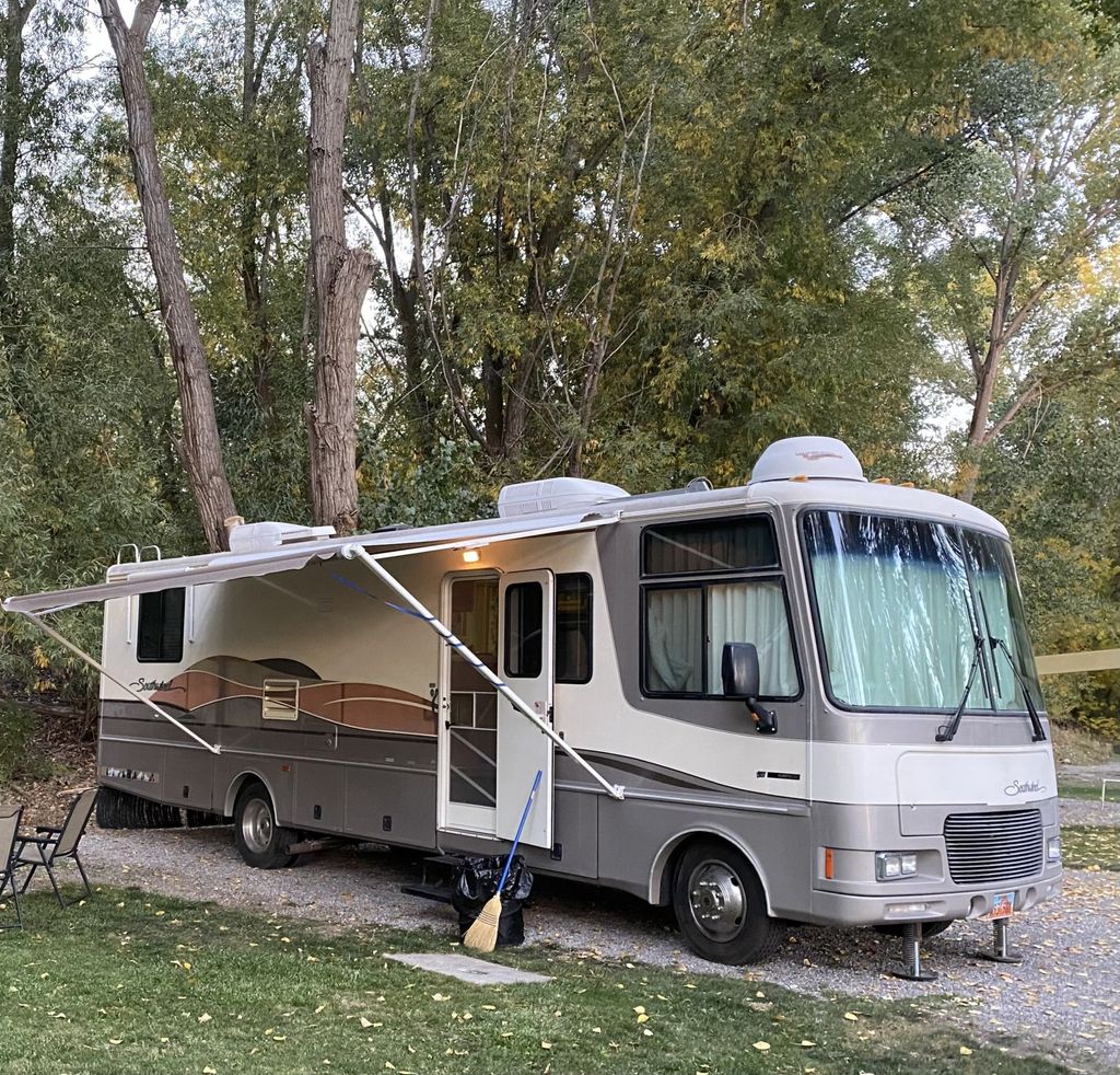 1999 Fleetwood Southwind 32V - National Vehicle