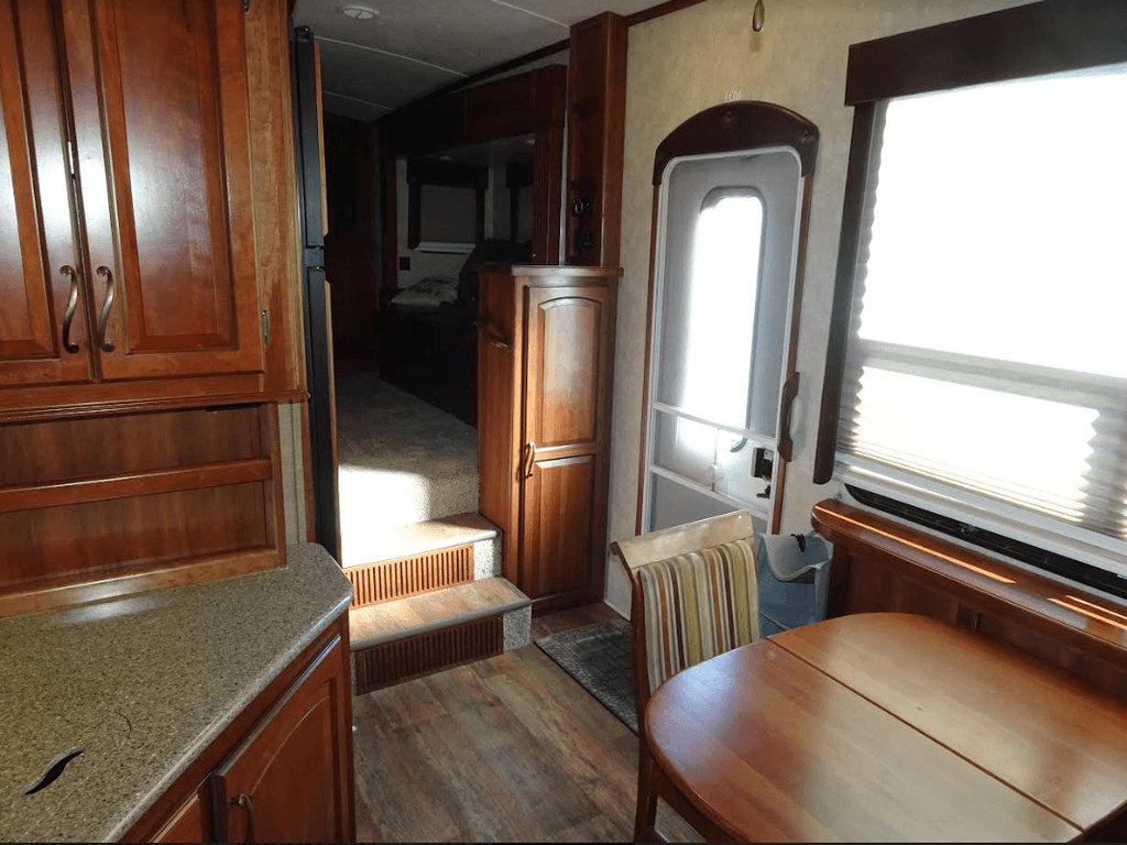 2014 Keystone Montana 3850FL - National Vehicle