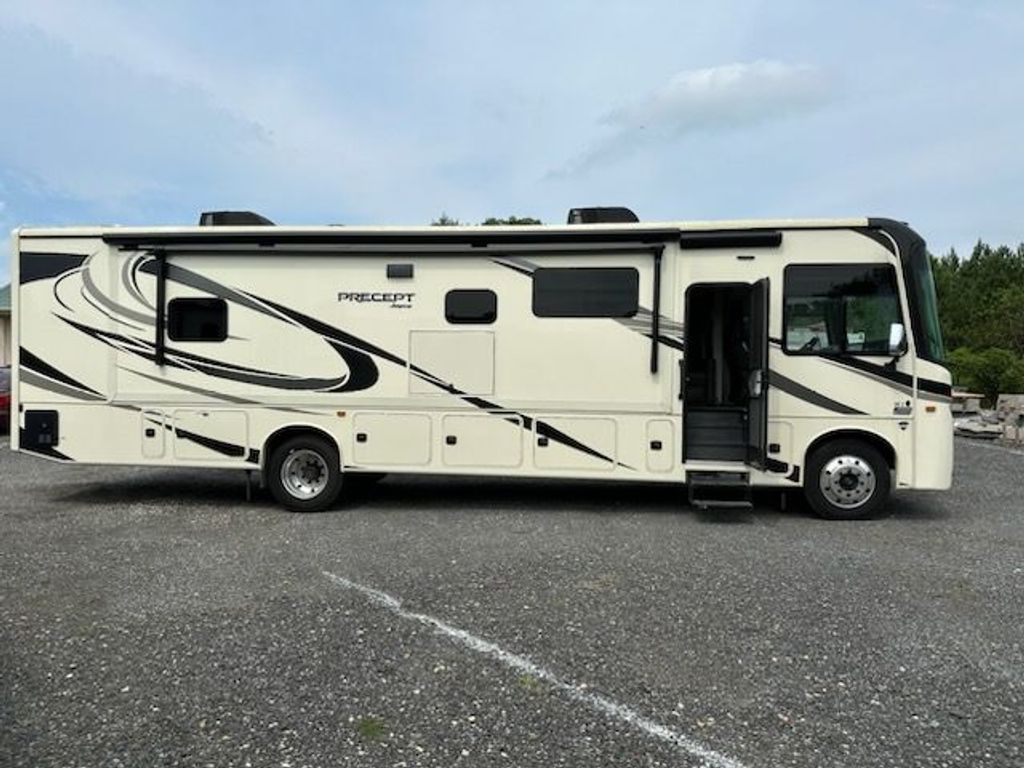 2022 Jayco Precept 36C - National Vehicle