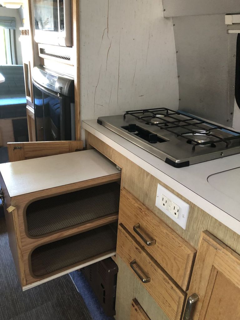 1996 Pleasure-Way MPL - National Vehicle