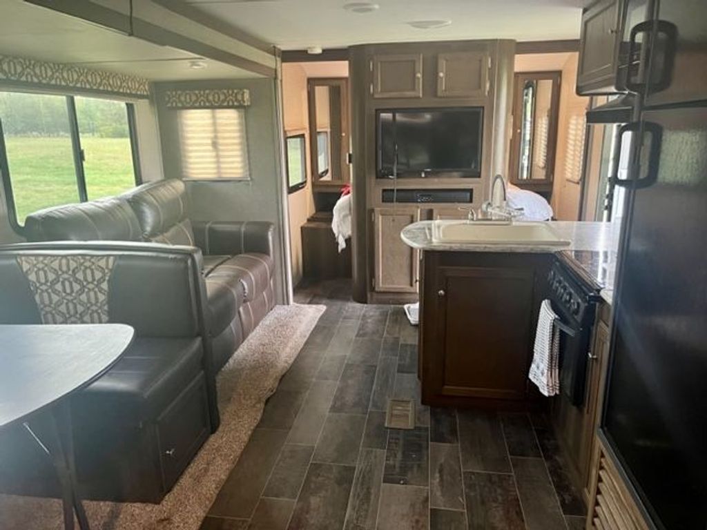 2018 Keystone Bullet Ultra Lite 272BHS - National Vehicle