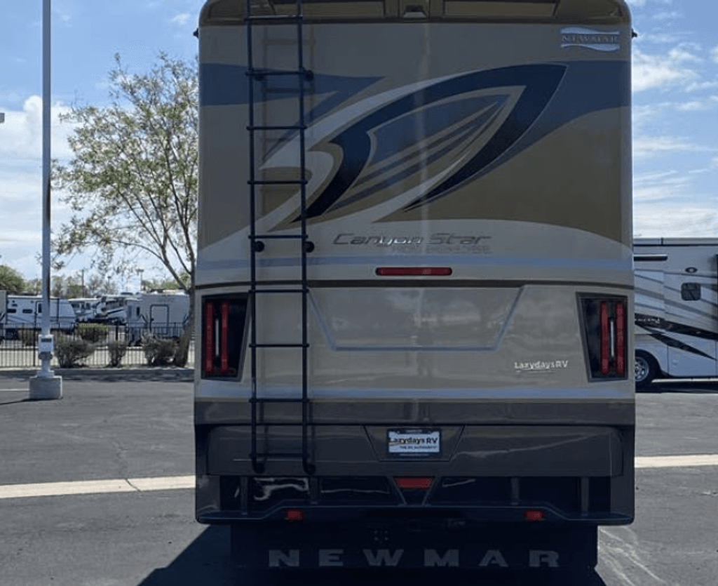 2021 Newmar Canyon Star 3722 - National Vehicle