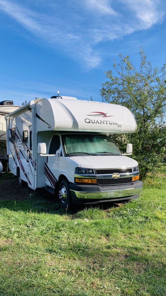 2021 Thor Motor Coach Quantum SE22 - National Vehicle