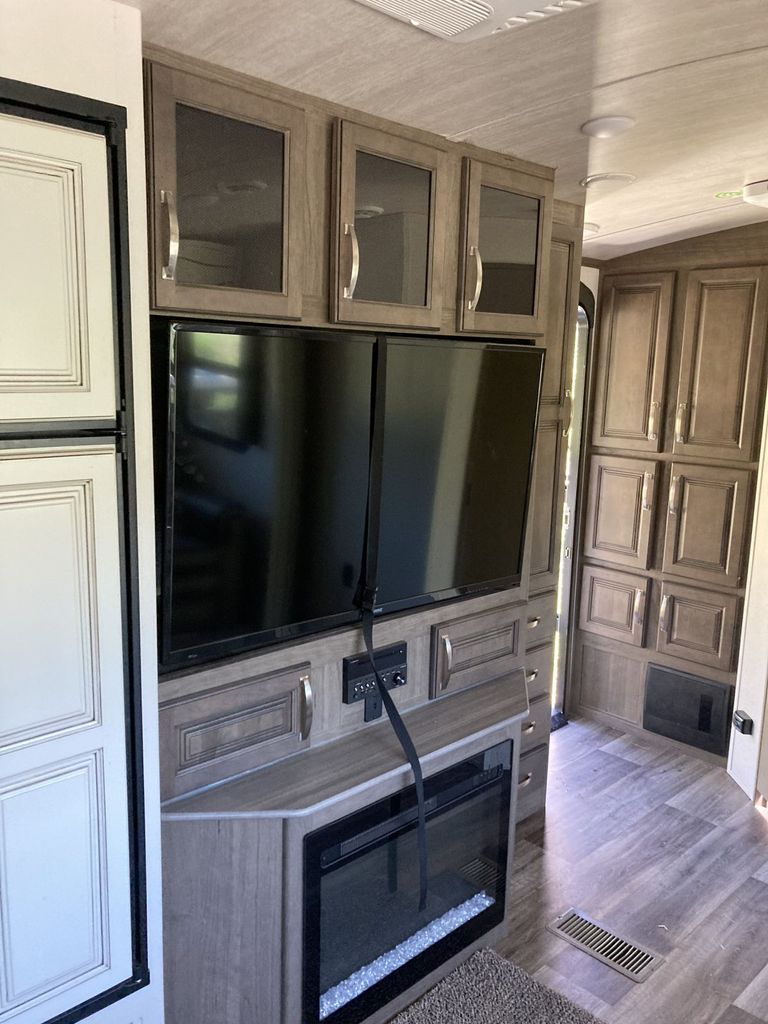 2021 Keystone Cougar 26RBS - National Vehicle