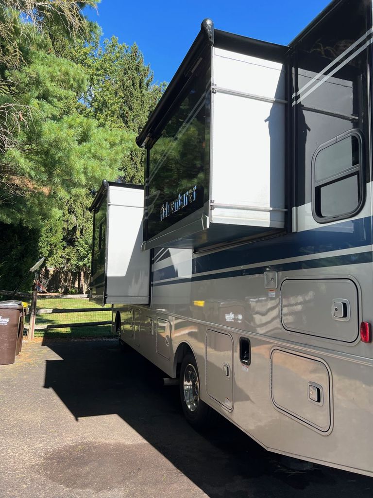 2020 Winnebago Adventurer 27N - National Vehicle