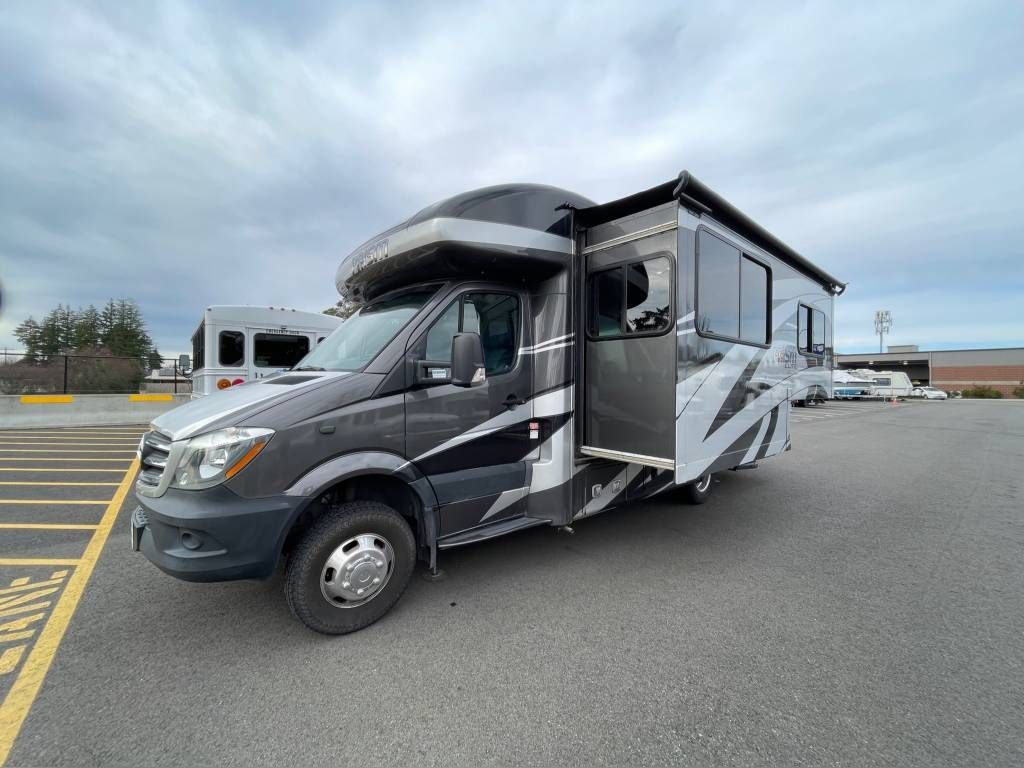 2018 Coachmen Prism Elite 24EF - National Vehicle
